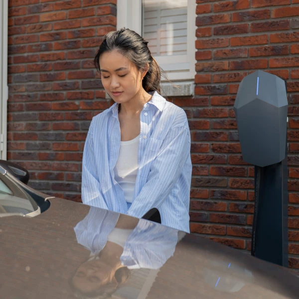 Laadpaal voor thuis: Slim, snel en voordelig laden - Zelfstroom